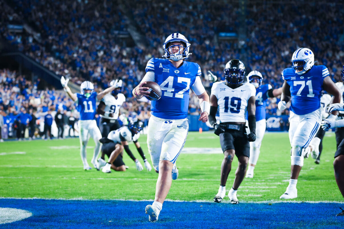 The Lead: BYU offense returns, No. 12 Cougars blow past TCU 44-13 | News, Sports, Jobs - Daily ...